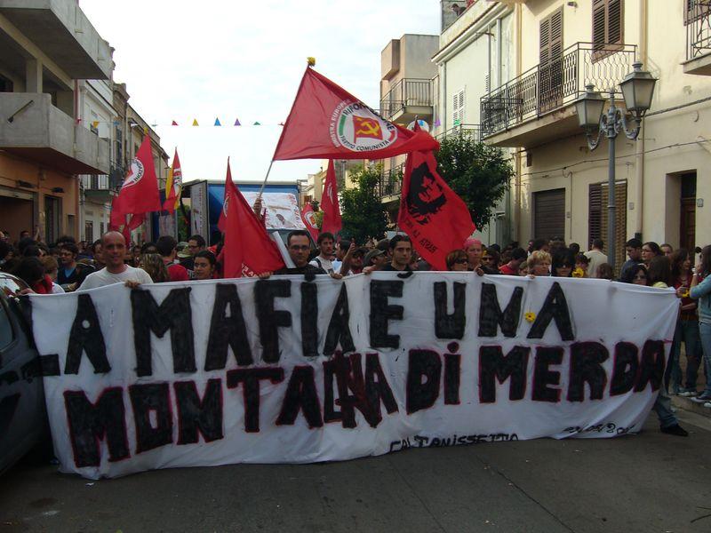 Un ulivo di 50 anni simbolo, in Umbria, di lotta a tutte le mafie ...