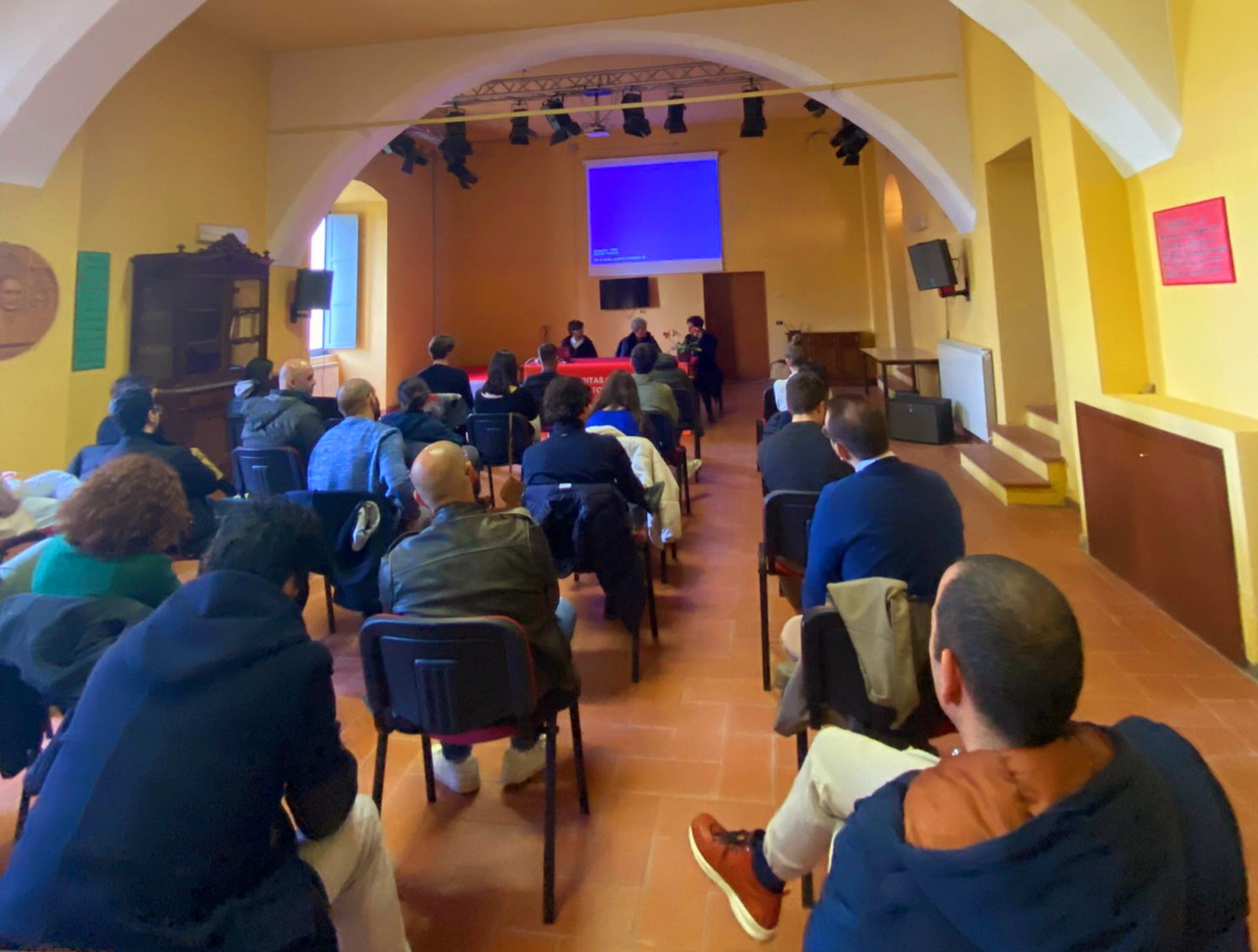 Question time dei giovani di Todi con il Vescovo « ilTamTam.it il ...